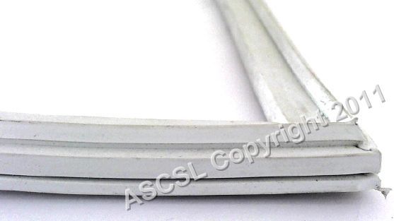 SUPERSEDED Rubber Door Seal - Tefcold FS1380 Fridge